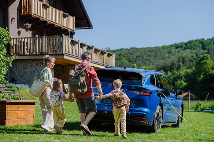 My EV & Me: Umicore colleagues share their tips on driving electric ...